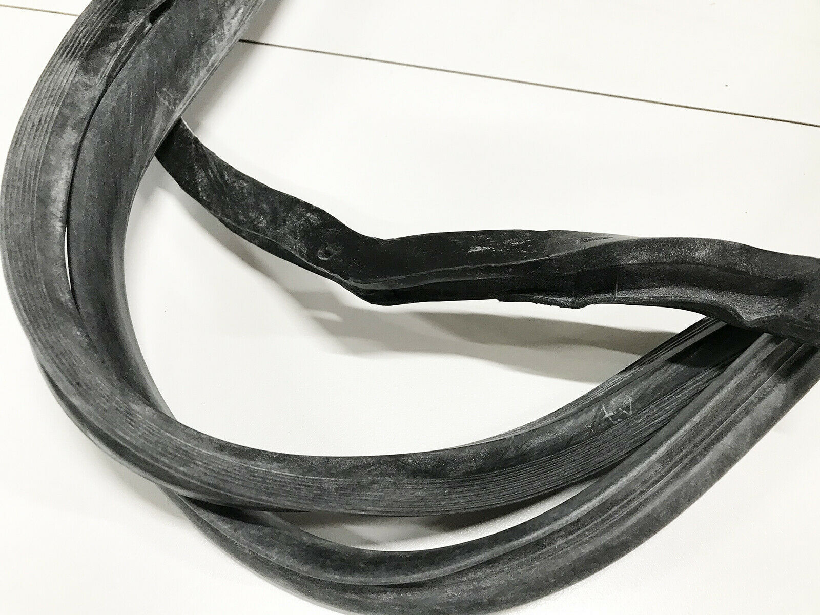 Mercedes Benz W115/8 W208 Left Hand and Right Hand Rear Door Seal
